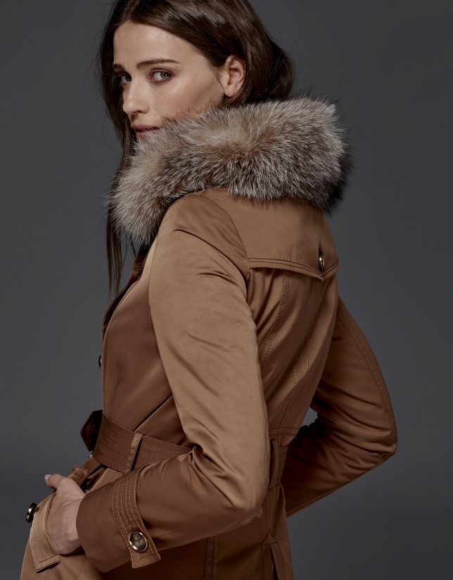 Trench clásico marrón interior acolchado | Roberto Verino